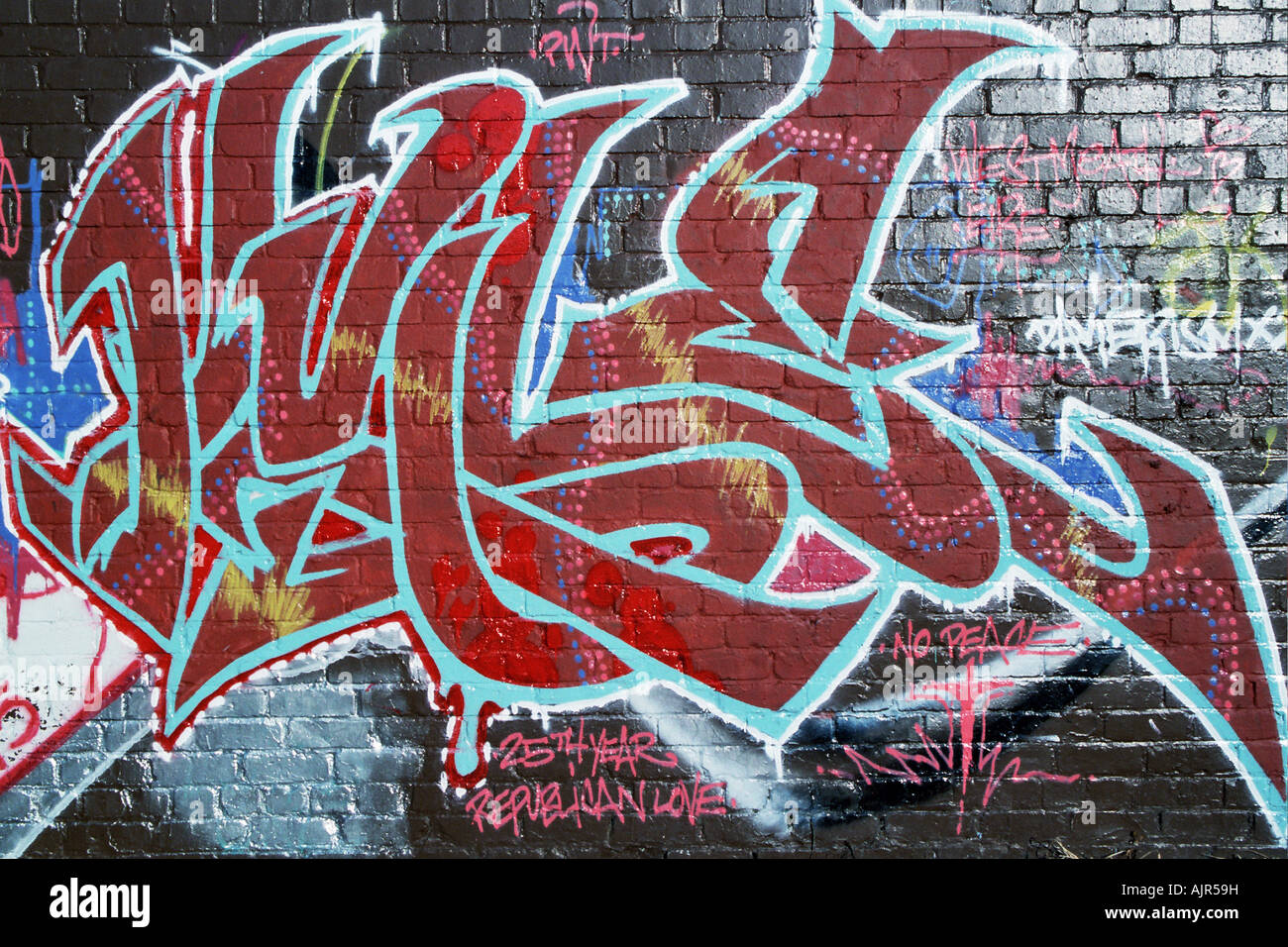 Graffiti tag hi-res stock photography and images - Alamy