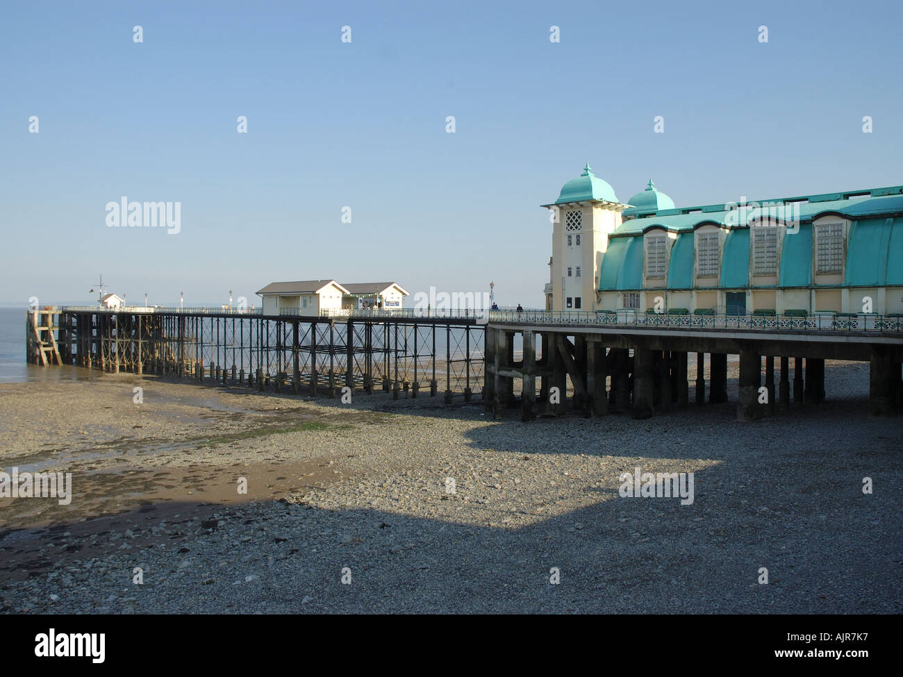 Landmark old pier hi-res stock photography and images - Alamy