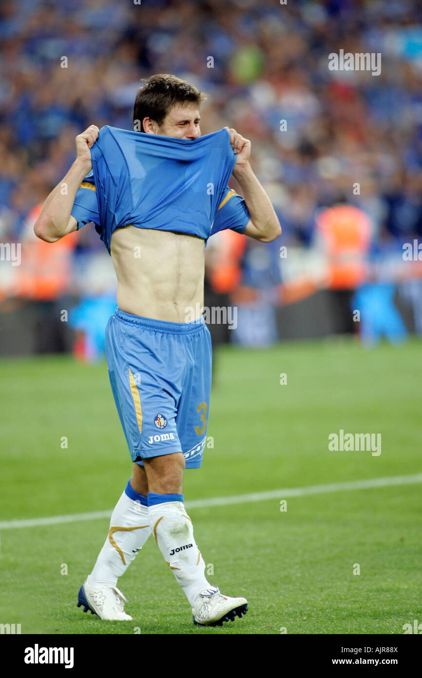 Paredes crying after being defeated Stock Photo - Alamy