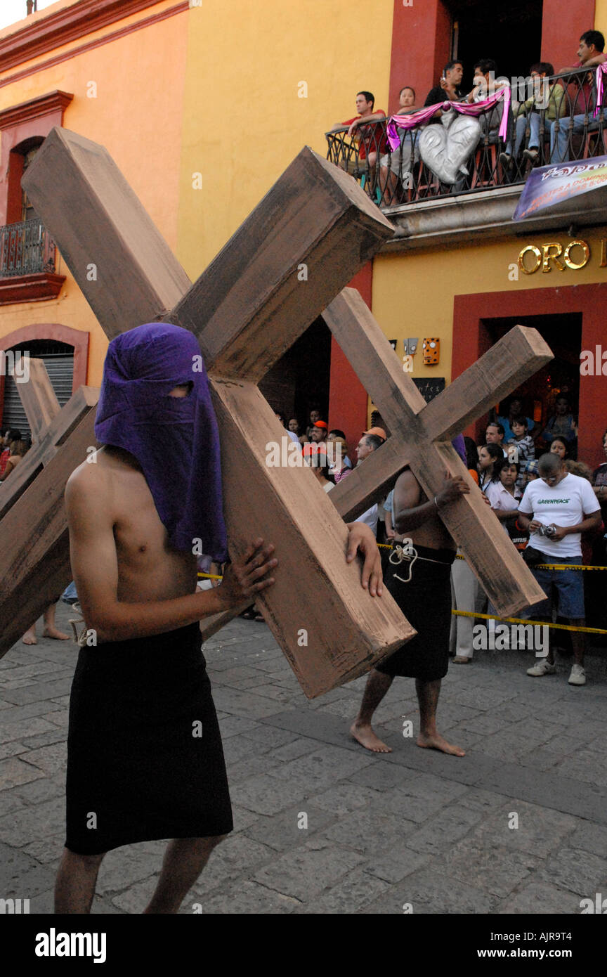 Easter mexico religious parade hi-res stock photography and images - Alamy