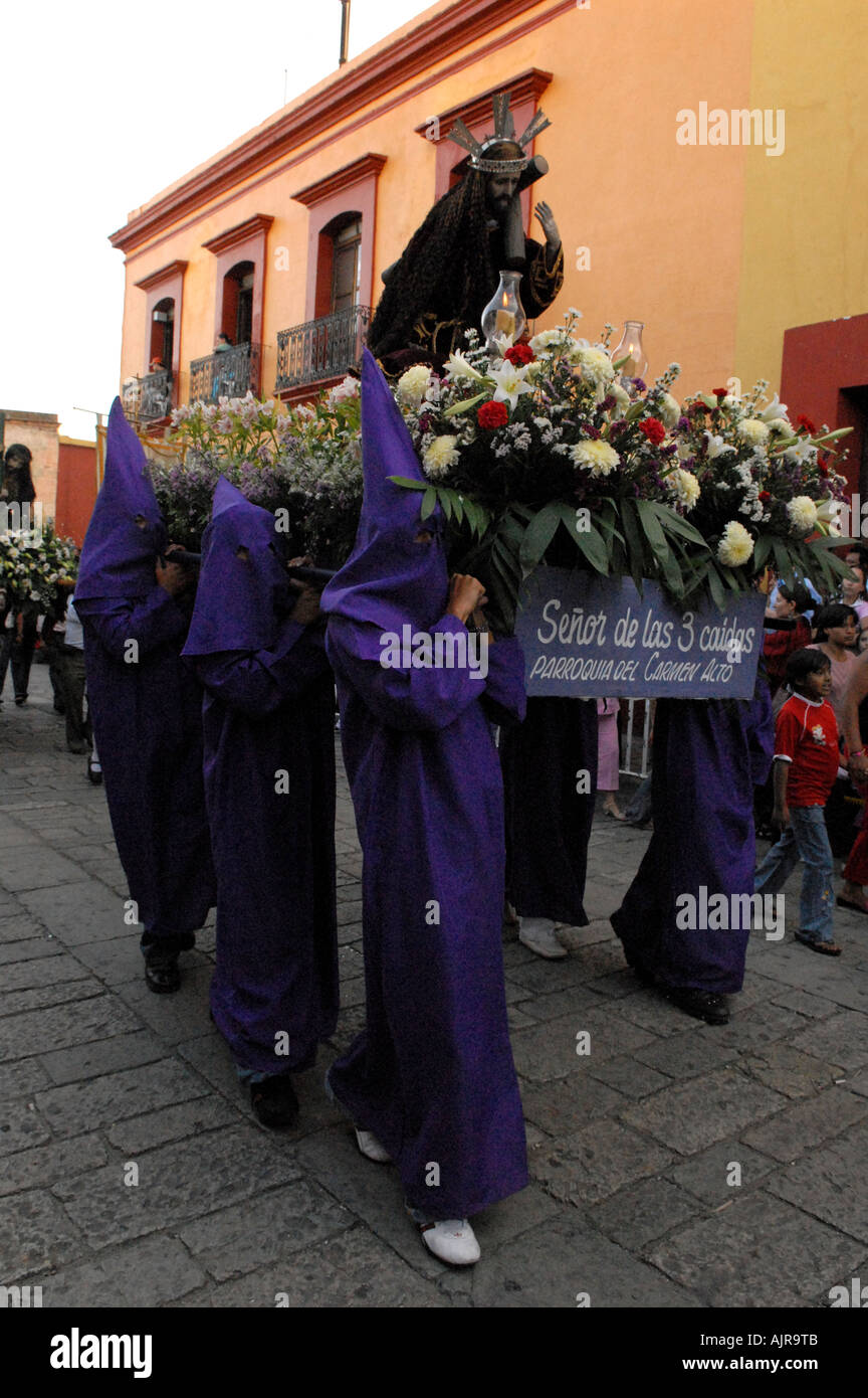 Easter mexico religious parade hi-res stock photography and images - Alamy