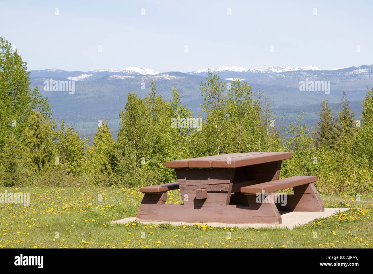 Picnic Bench at a scenic viewpoint Stock Photo - Alamy