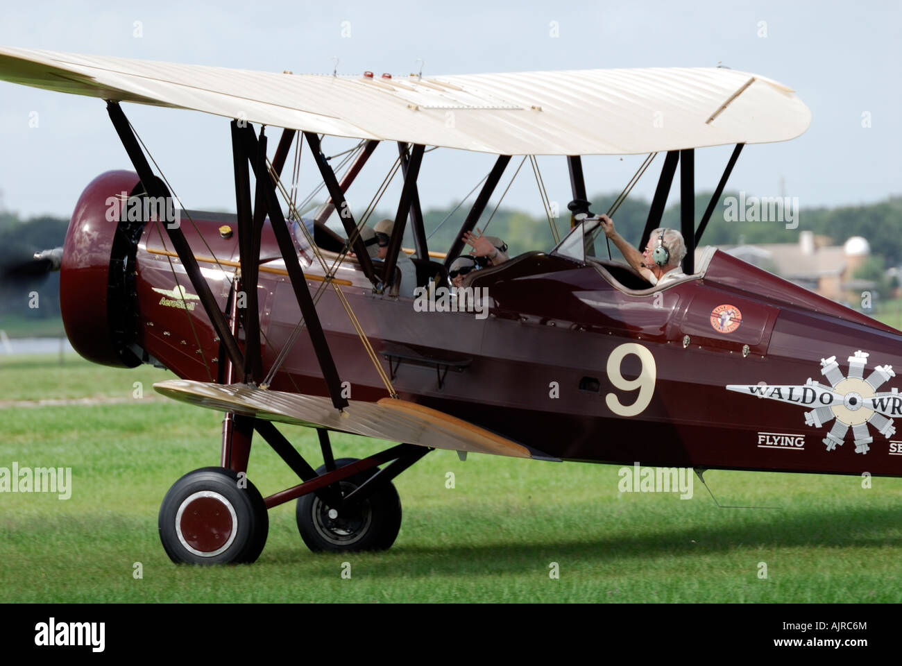 New standard d 25 biplane hi-res stock photography and images - Alamy