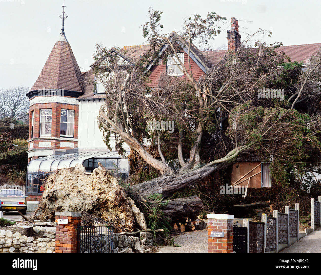 Kent storm damage hi-res stock photography and images - Alamy