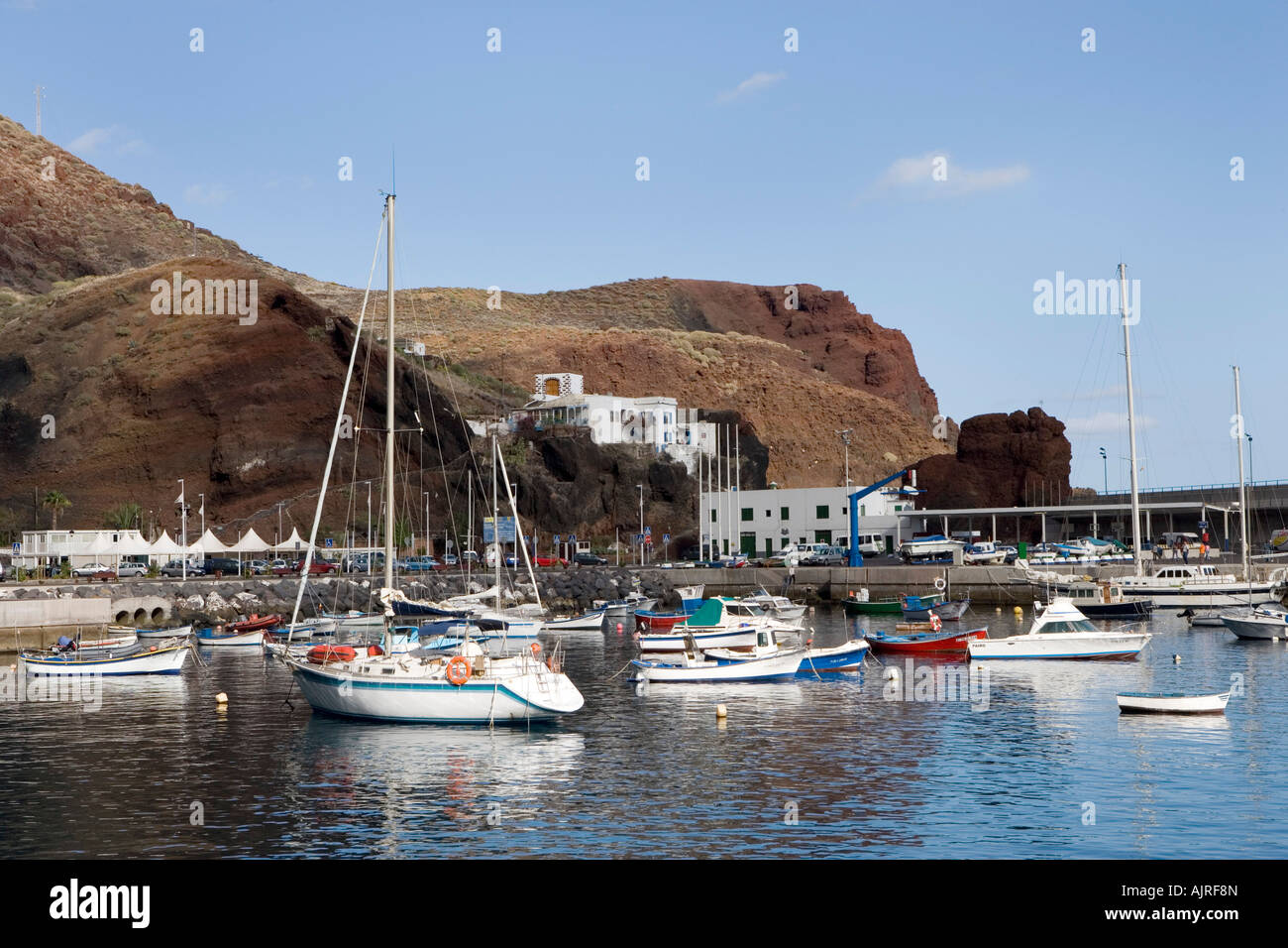 Embarkation point hi-res stock photography and images - Alamy