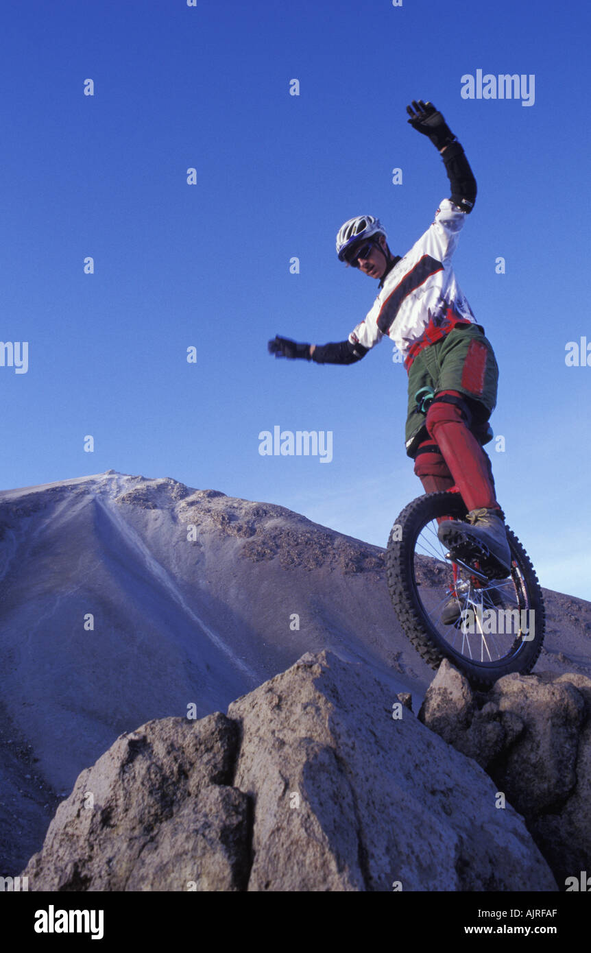 Silhouette unicycle hi-res stock photography and images - Alamy