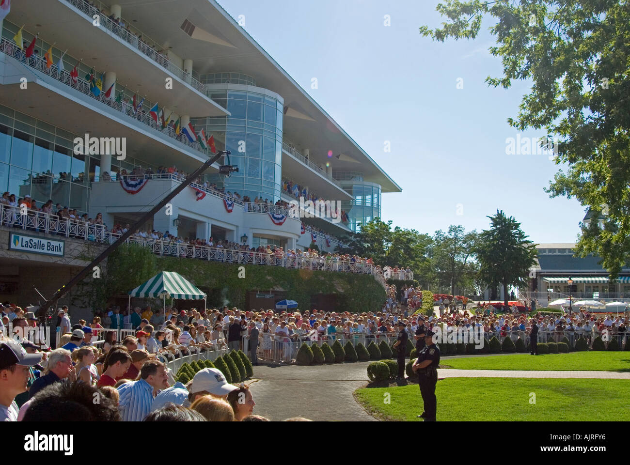 Arlington Park Horse Racing Clubhouse Stock Photo - Alamy