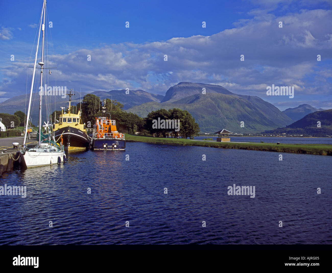 Corpach canal hi-res stock photography and images - Alamy