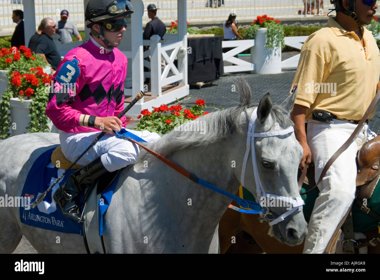 Racing silks on jockeys hi-res stock photography and images - Alamy