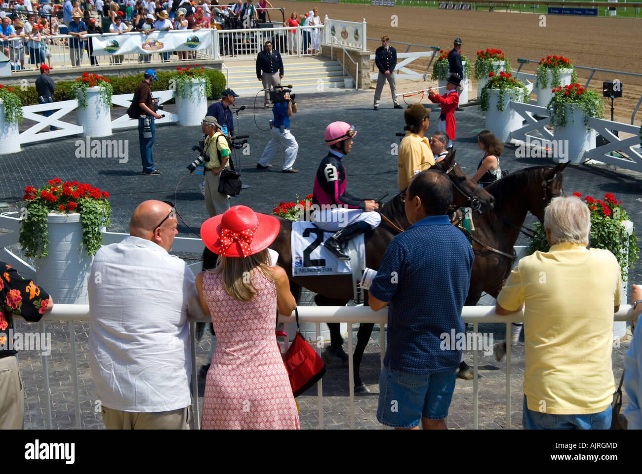 Horse racing hat hi-res stock photography and images - Alamy