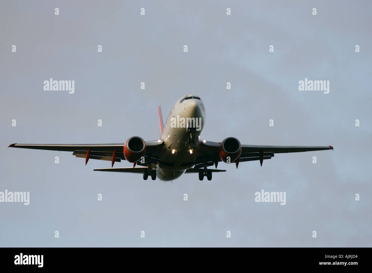 Approach flight hi-res stock photography and images - Alamy