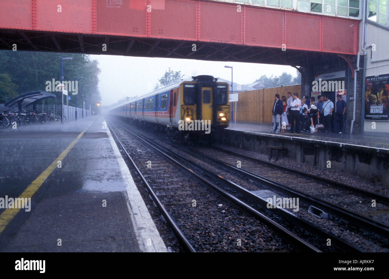 Teddington station hi-res stock photography and images - Alamy