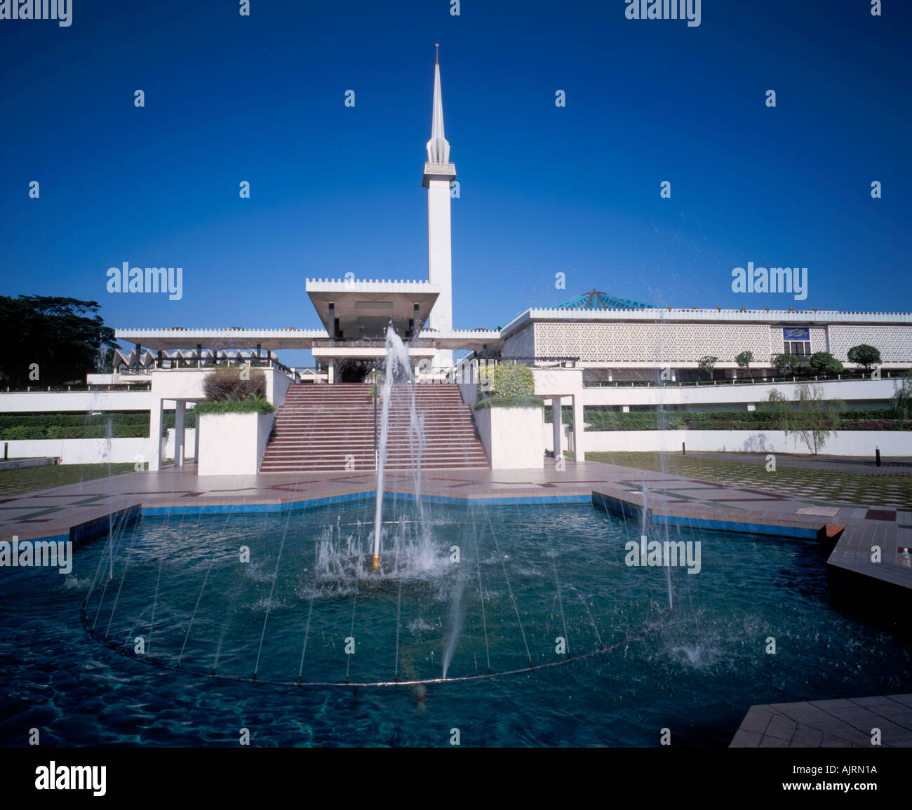 National mosque kl hi-res stock photography and images - Alamy