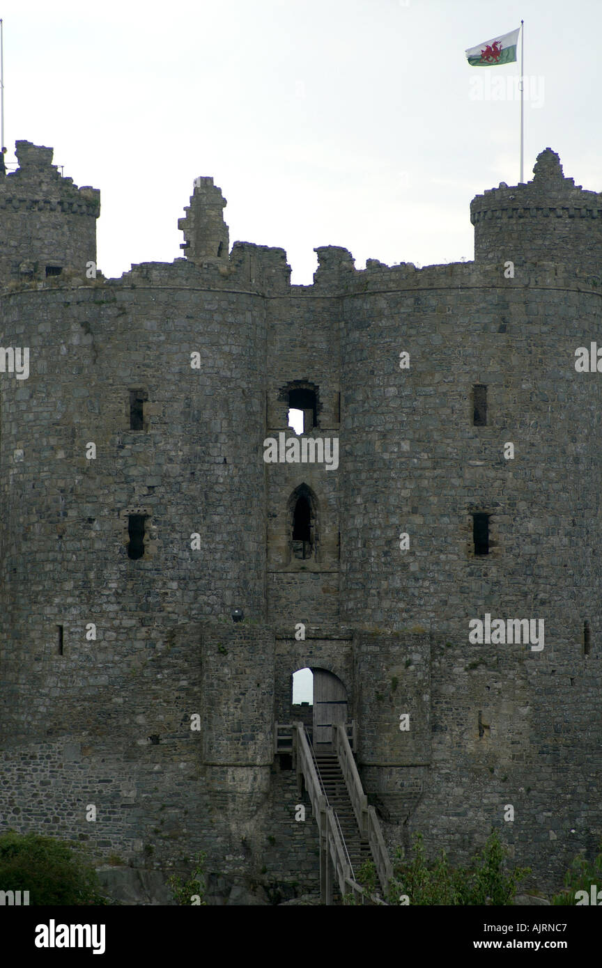 Harlech castle siege hi-res stock photography and images - Alamy