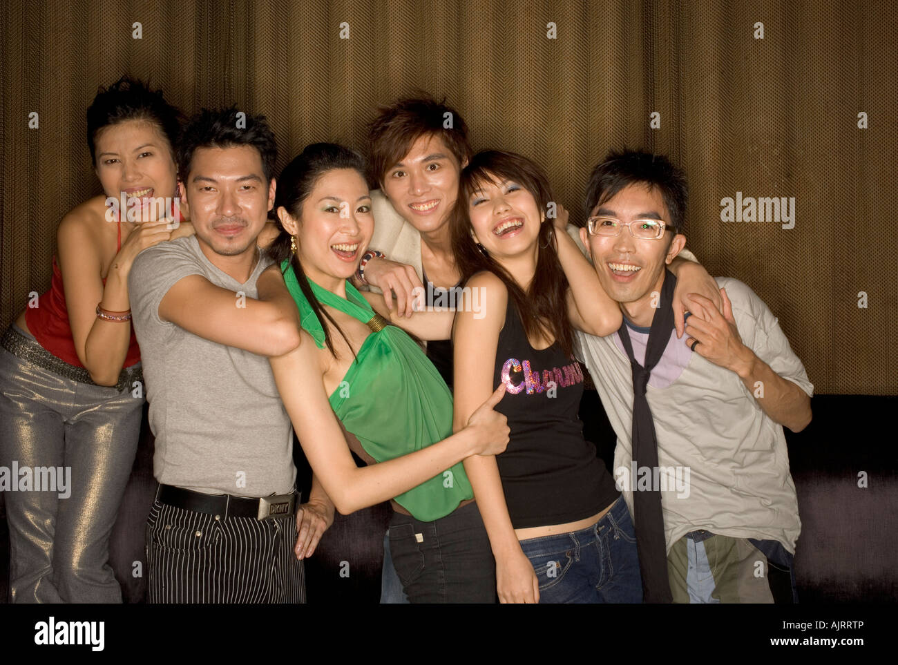 Portrait of a group of people smiling Stock Photo - Alamy