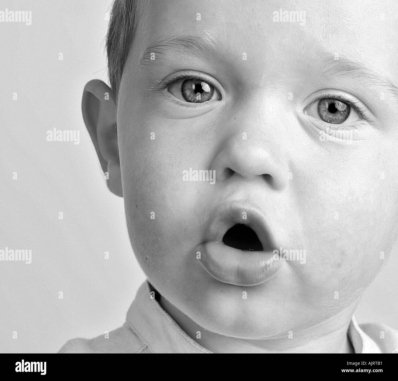 BLACK AND WHITE PORTRAIT OF WHITE TODDLER BOY Stock Photo - Alamy
