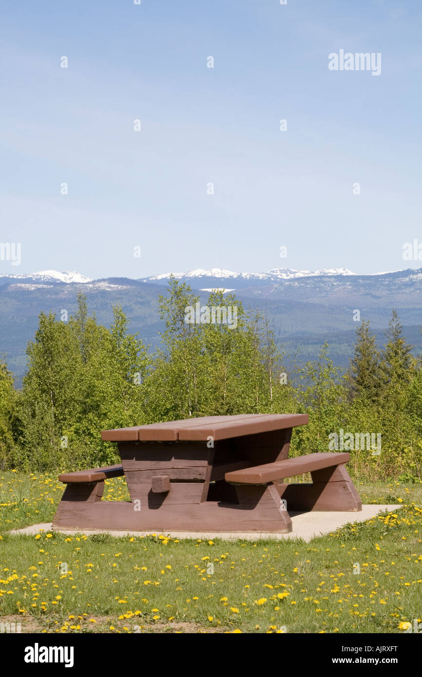 Picnic Bench at a scenic viewpoint Stock Photo - Alamy