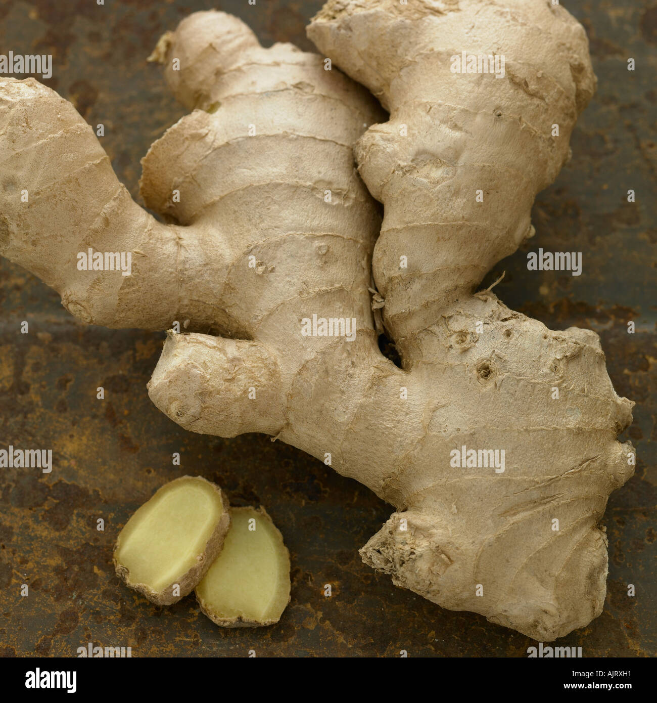 One piece of fresh ginger hi-res stock photography and images - Alamy