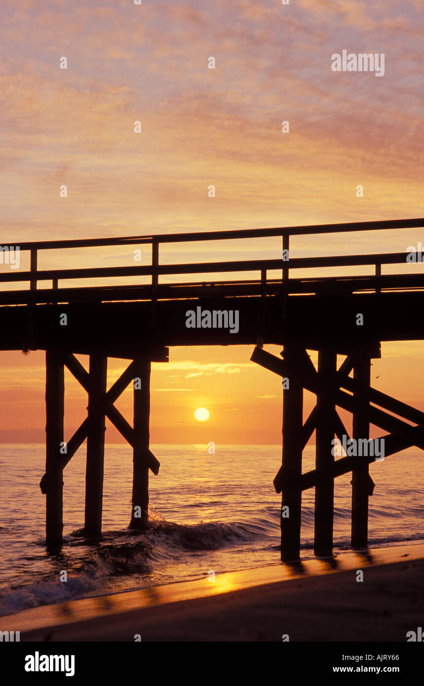 Goleta pier hi-res stock photography and images - Alamy
