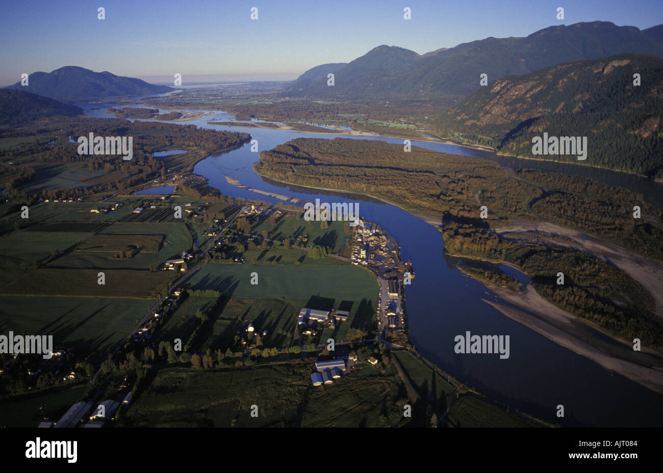 Chilliwack river valley hi-res stock photography and images - Alamy
