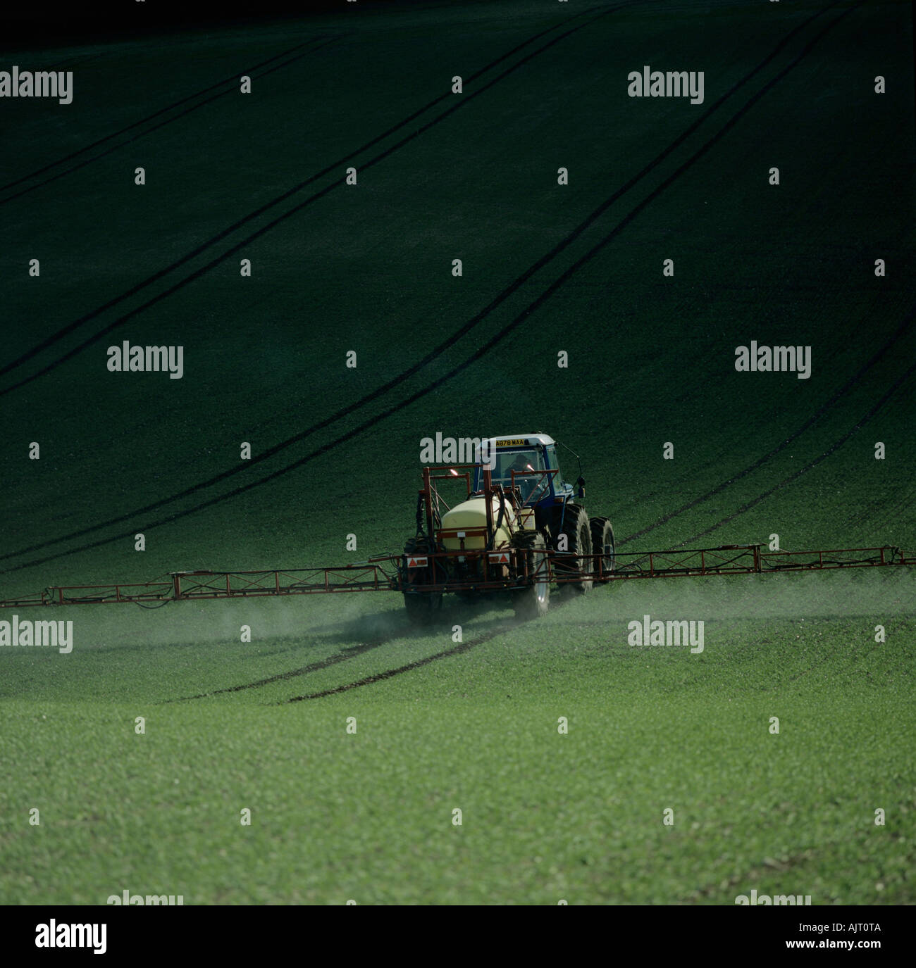 Tractor tramlines uk hi-res stock photography and images - Alamy
