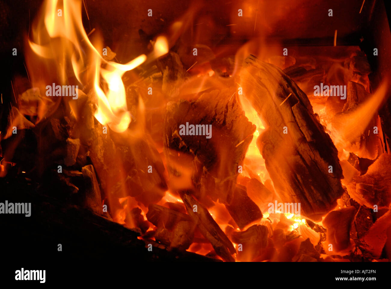 Red hot glowing barbeque coals Stock Photo - Alamy