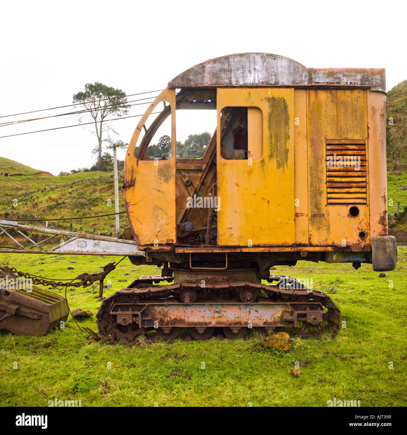 Broken machines in old abandoned hi-res stock photography and images ...