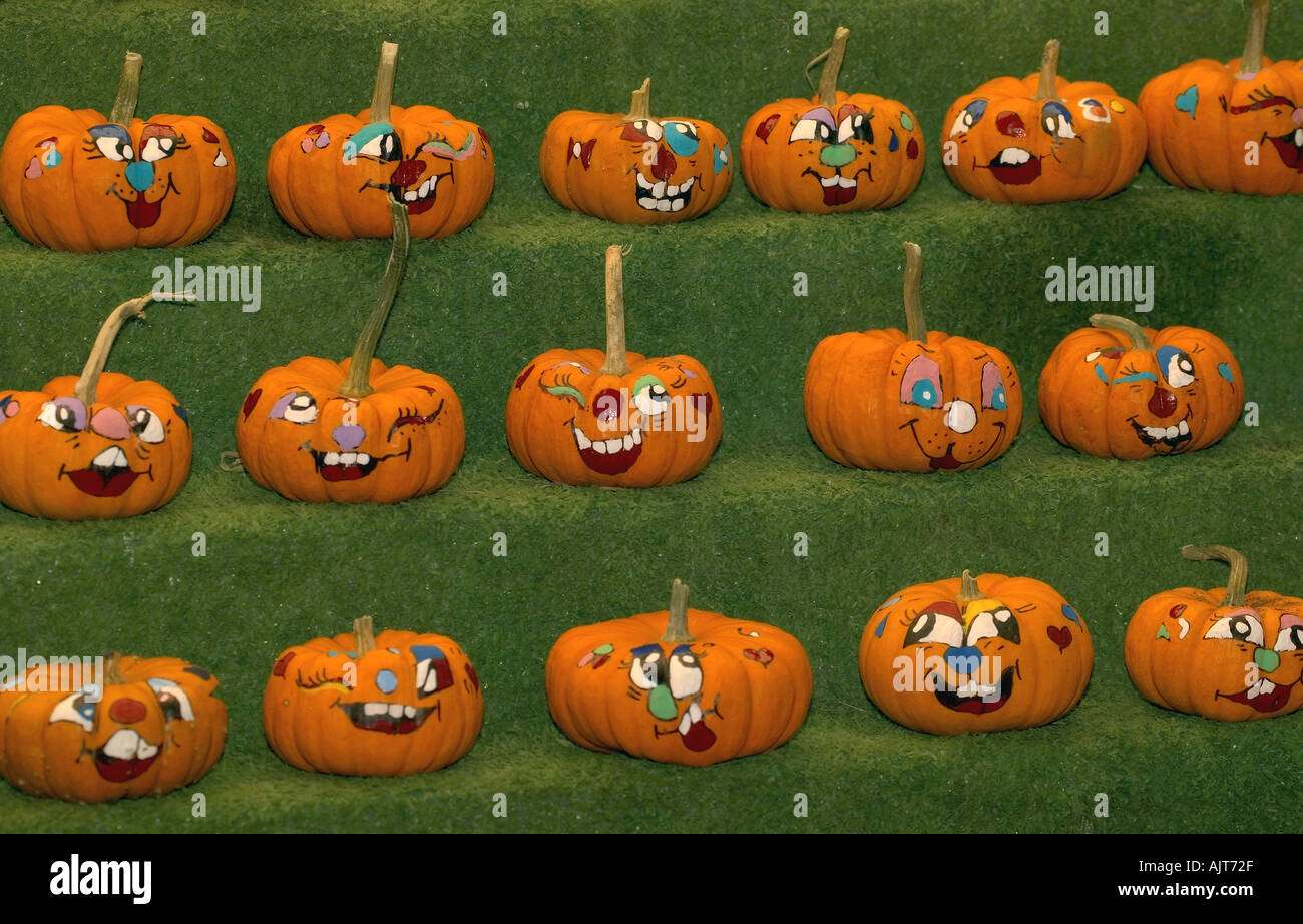 Pumpkin faces hi-res stock photography and images - Alamy