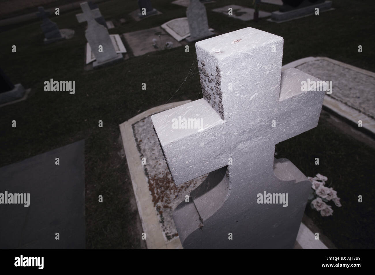 Cement cross tombstone hi-res stock photography and images - Alamy