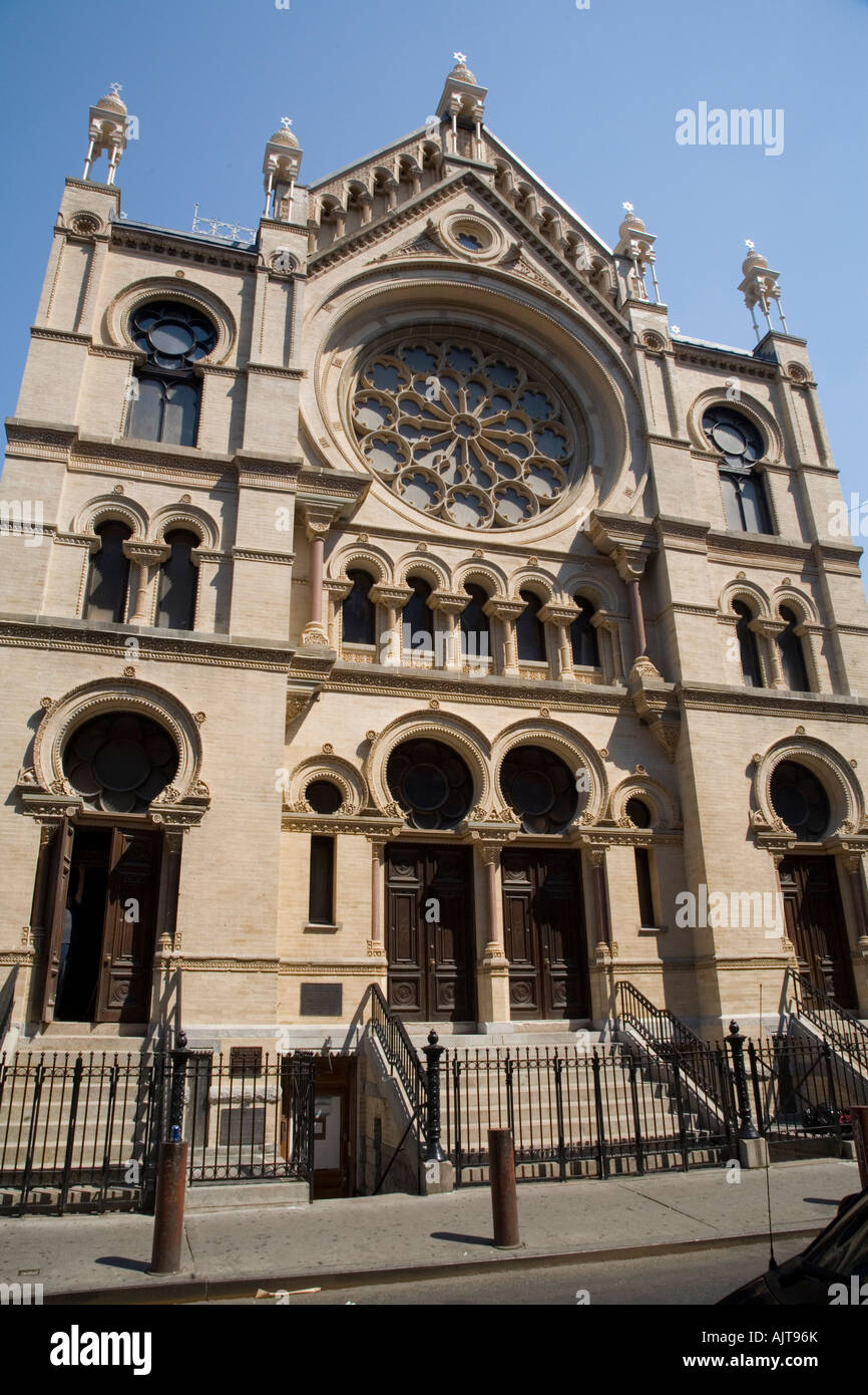 New york old synagogue hi-res stock photography and images - Alamy