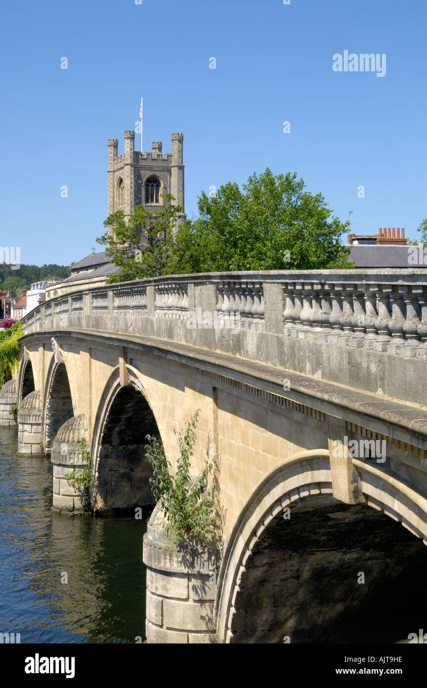 St Mary Church and bridge Henley on thames England Stock Photo - Alamy