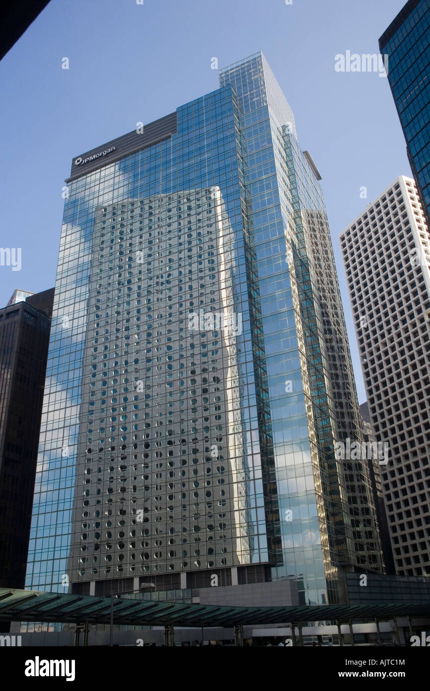 Jp morgan building office building hi-res stock photography and images ...