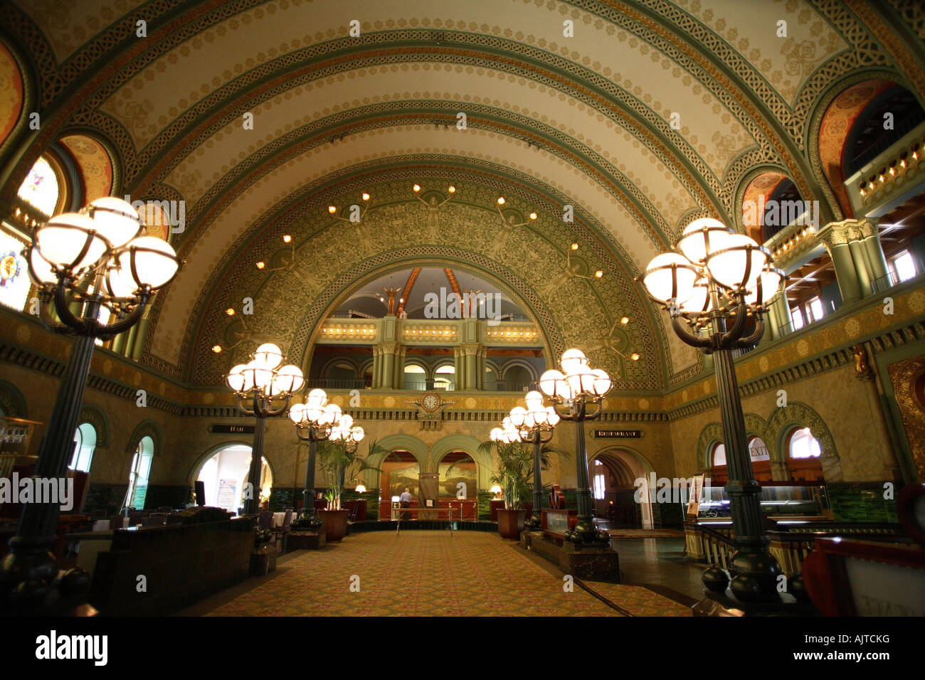 St. Louis Marriott, Historical Union Station, a Saint Louis landmark ...