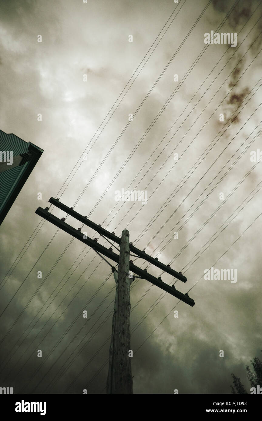 Telegraph wires hi-res stock photography and images - Alamy