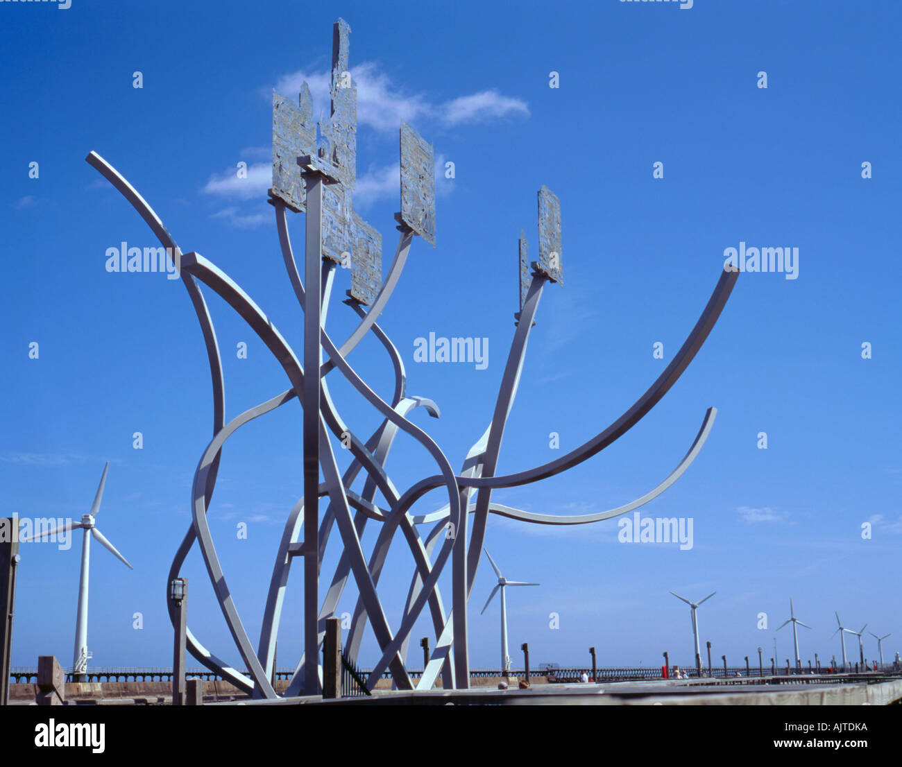 "Spirit of Blyth" sculpture, with Blyth Harbour wind farm beyond, Blyth ...