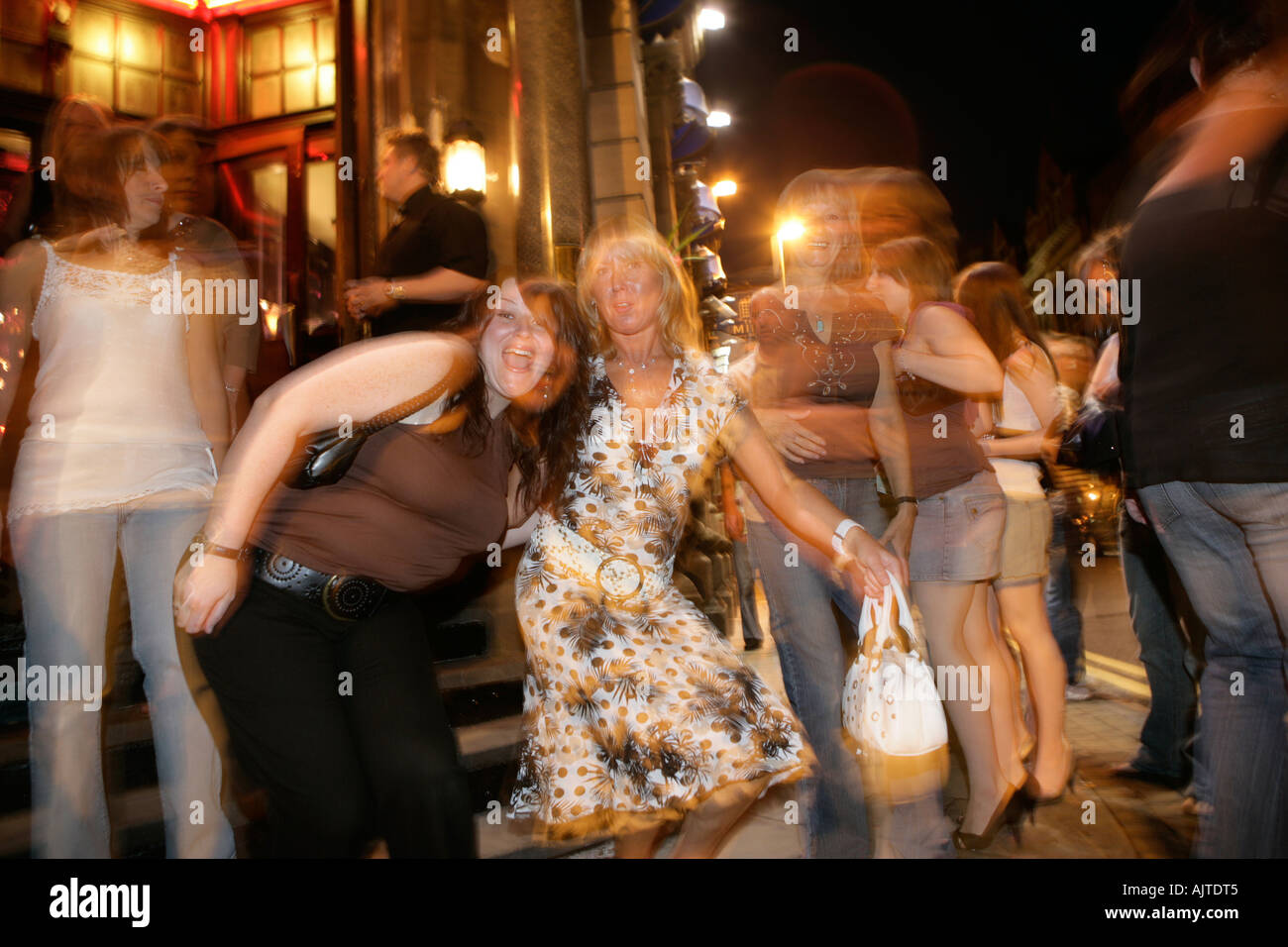 Revellers enjoying the city centre night life Kingston upon Hull Stock ...
