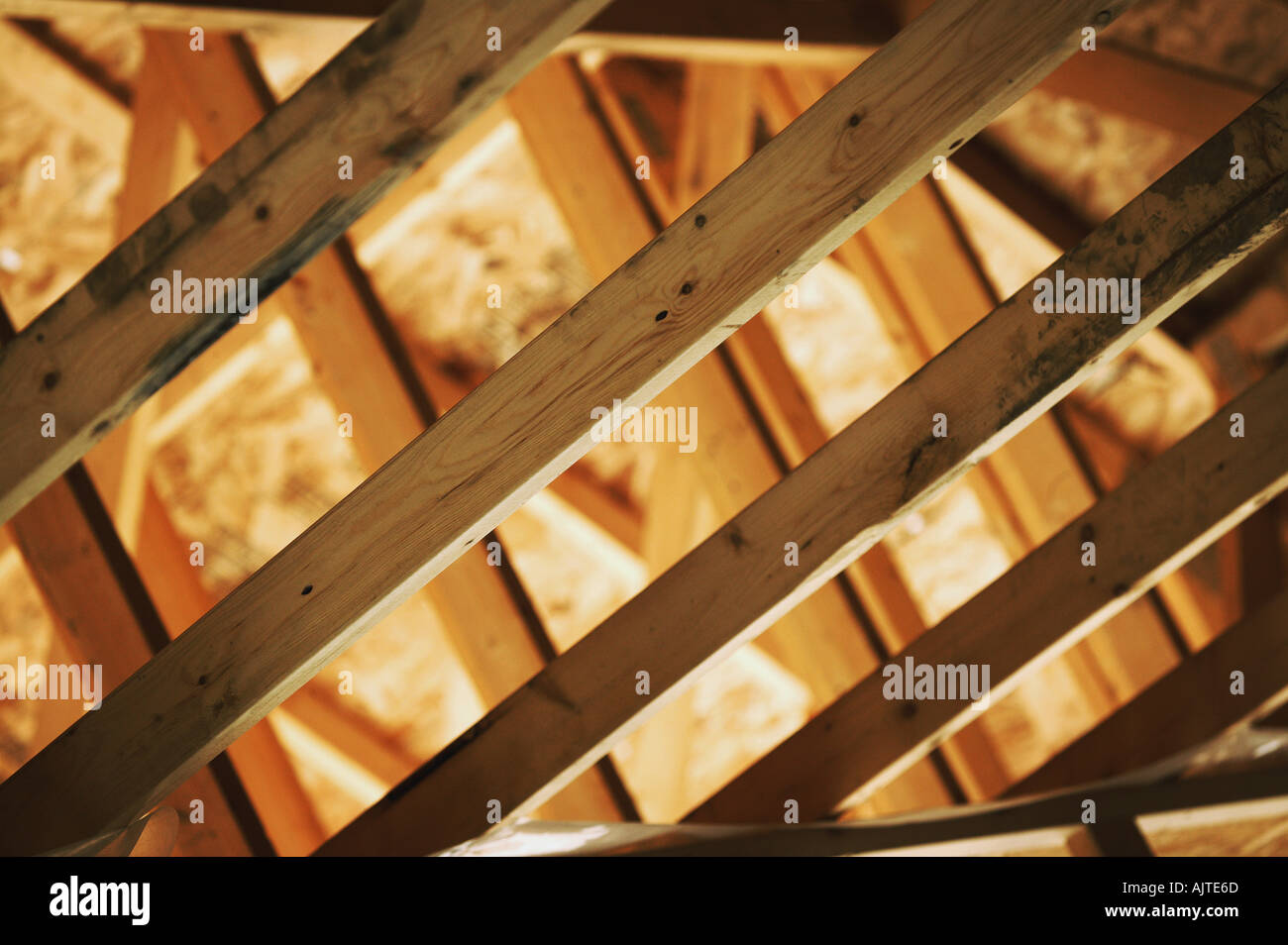 Truss beams hi-res stock photography and images - Alamy
