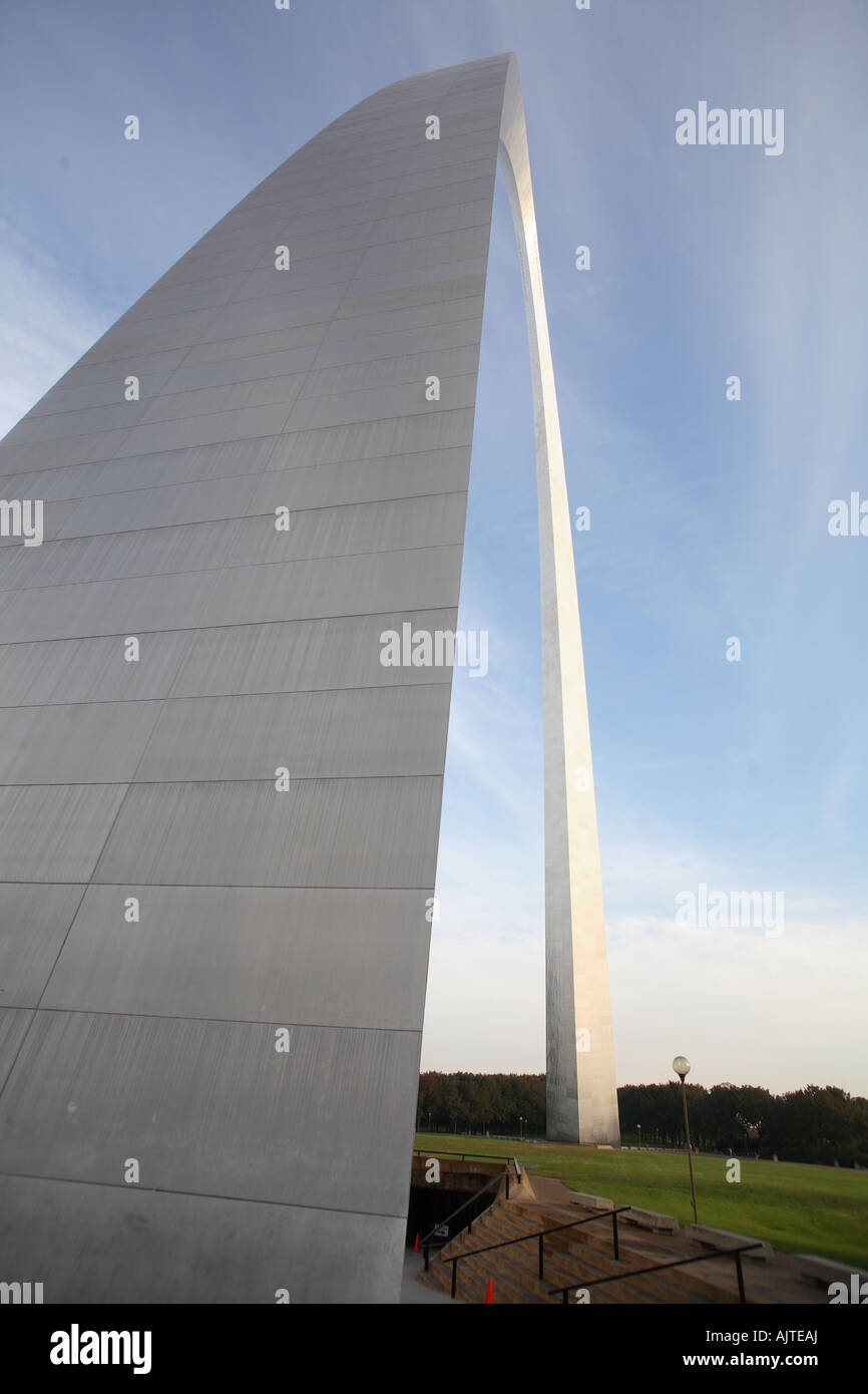 Integral arch hi-res stock photography and images - Alamy