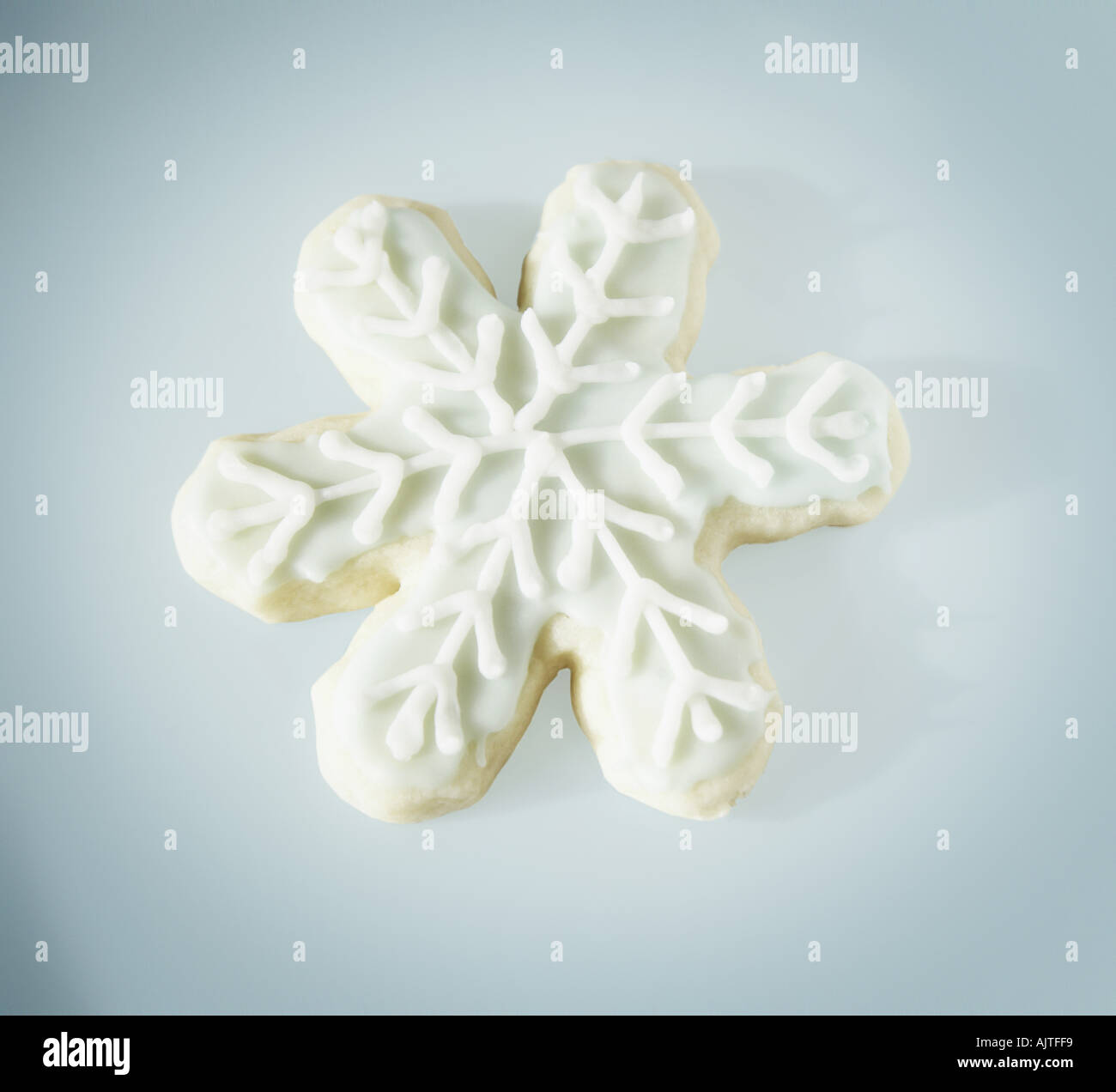 Snowflake crisp hi-res stock photography and images - Alamy