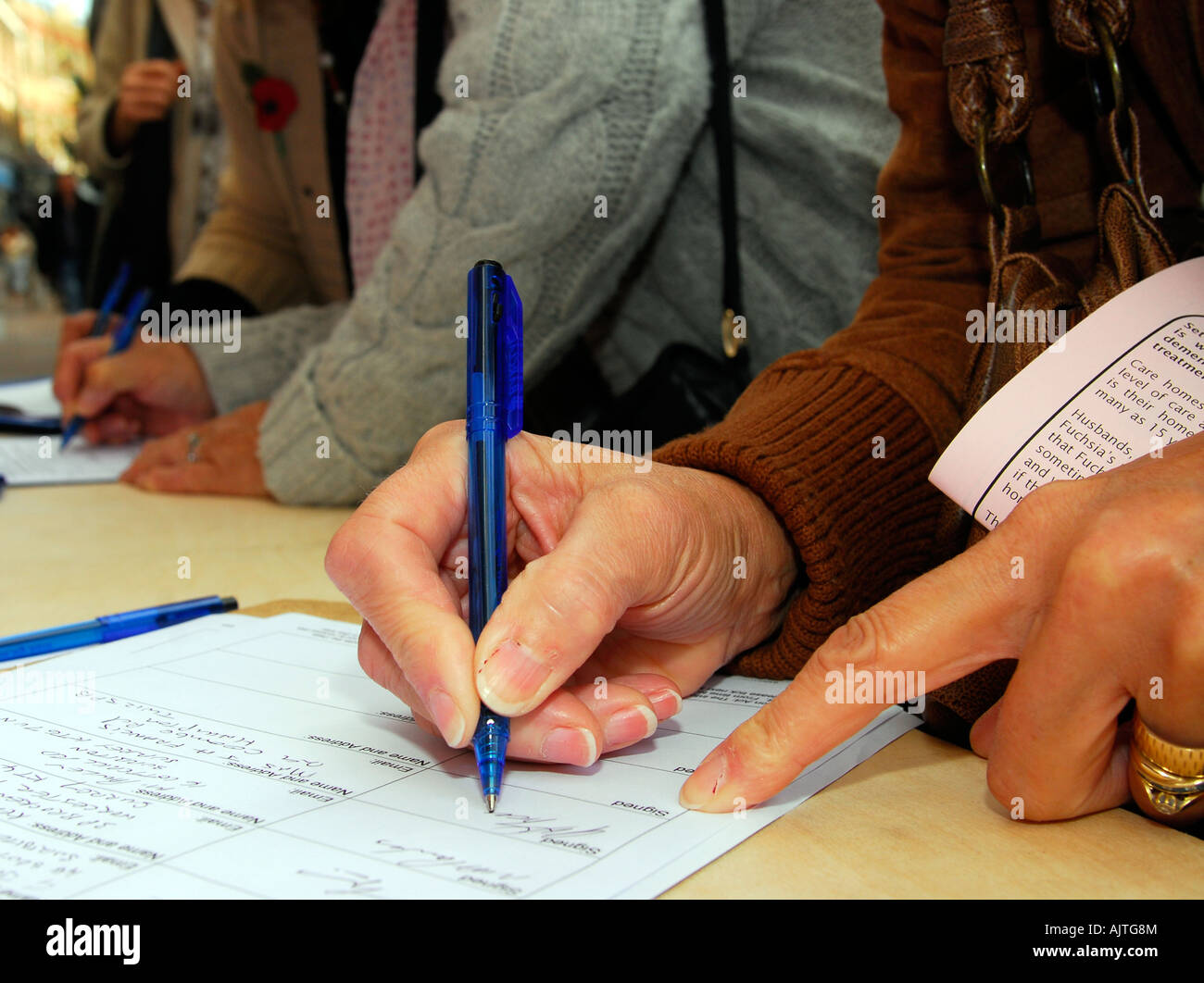 Petition sign hi-res stock photography and images - Alamy