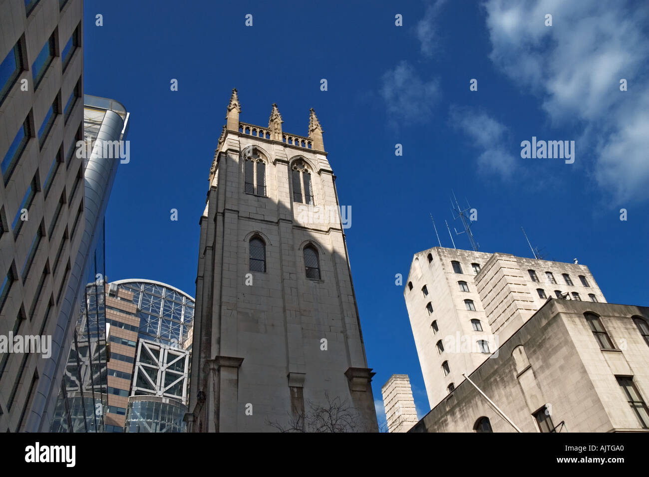 Ruined city ww2 hi-res stock photography and images - Alamy
