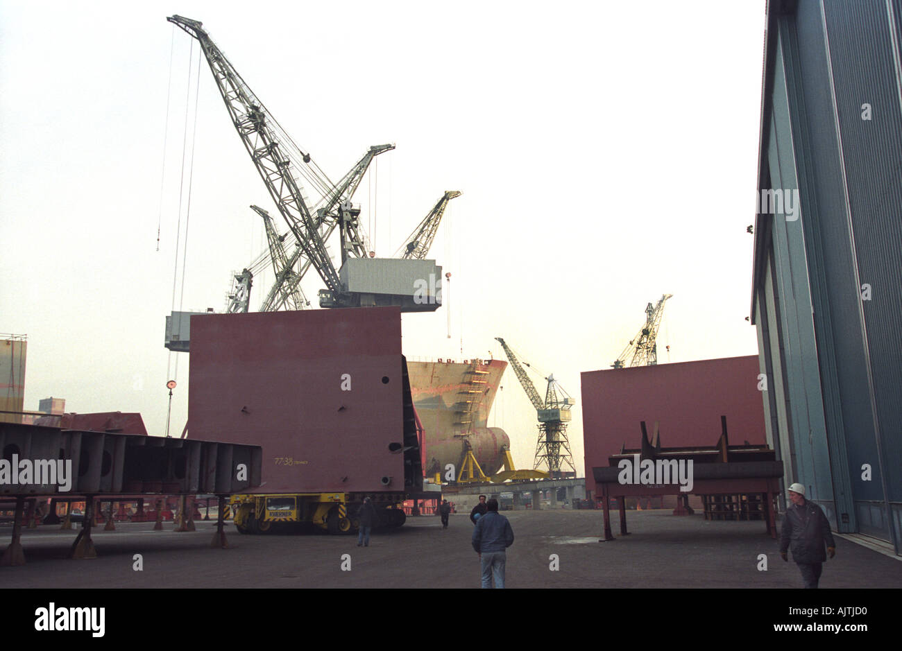 Shipbuilding govan hi-res stock photography and images - Alamy