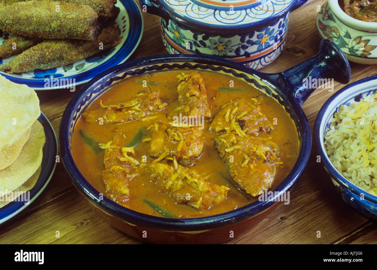 India Food Goa Fish curry and rice with rawa fish fry Stock Photo - Alamy