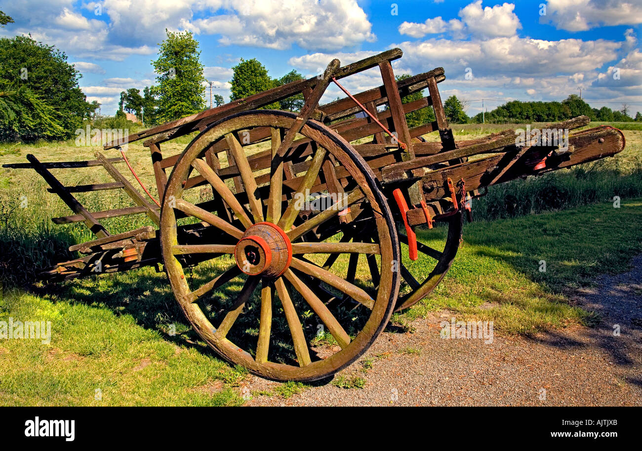 Old farm cart hi-res stock photography and images - Alamy