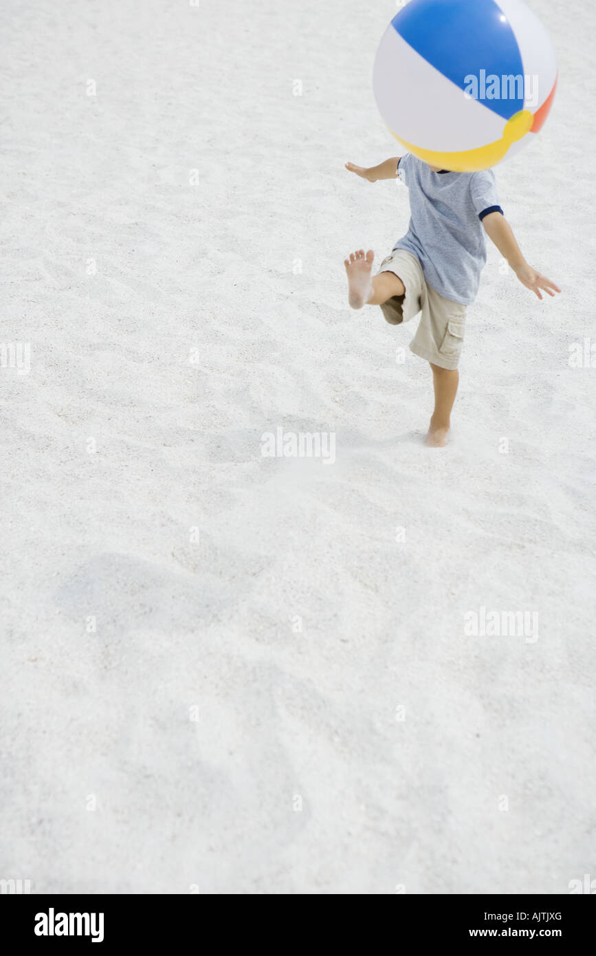 Hidden ball game hi-res stock photography and images - Alamy