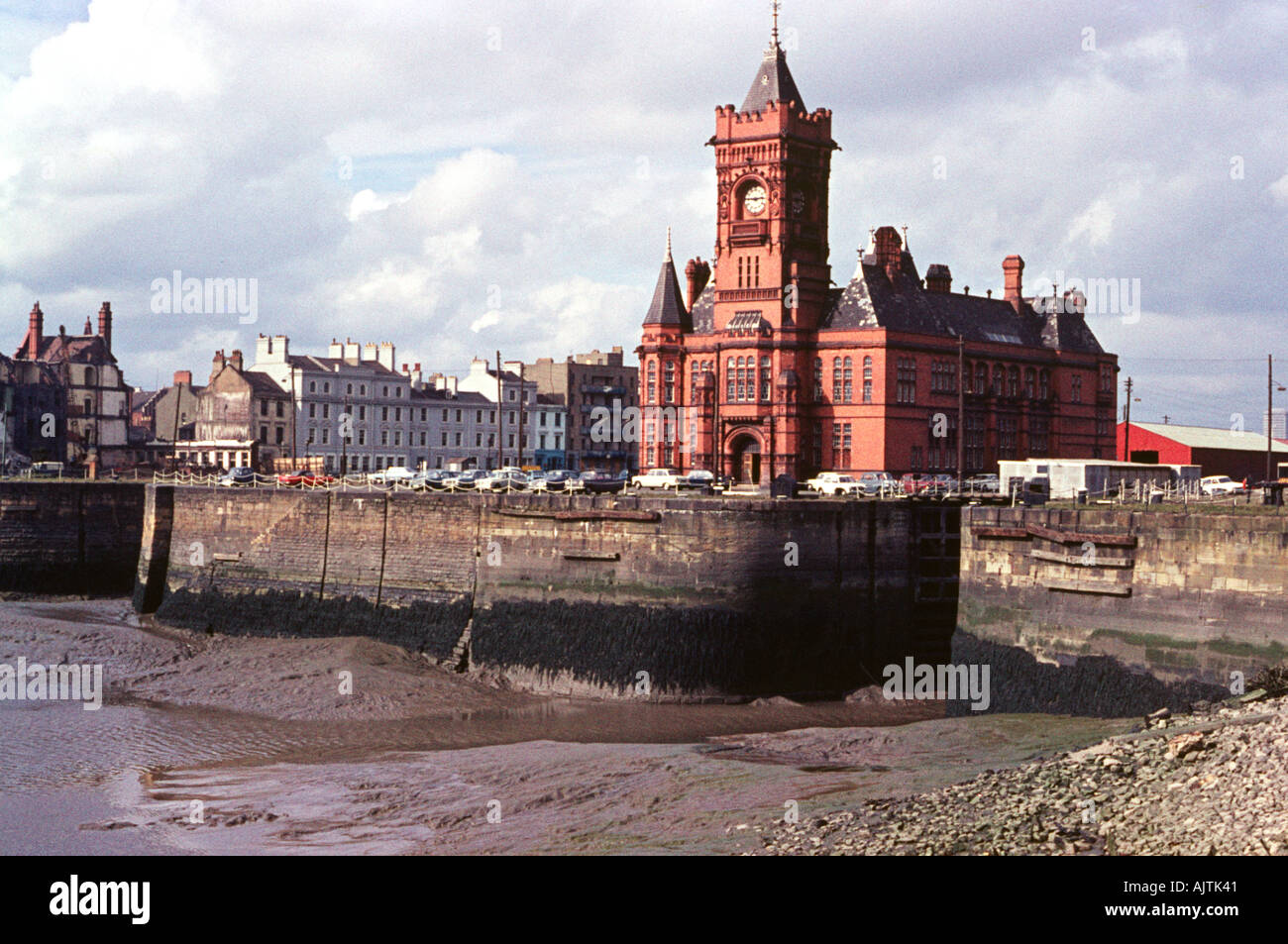 Cardiff dock victorian hi-res stock photography and images - Alamy