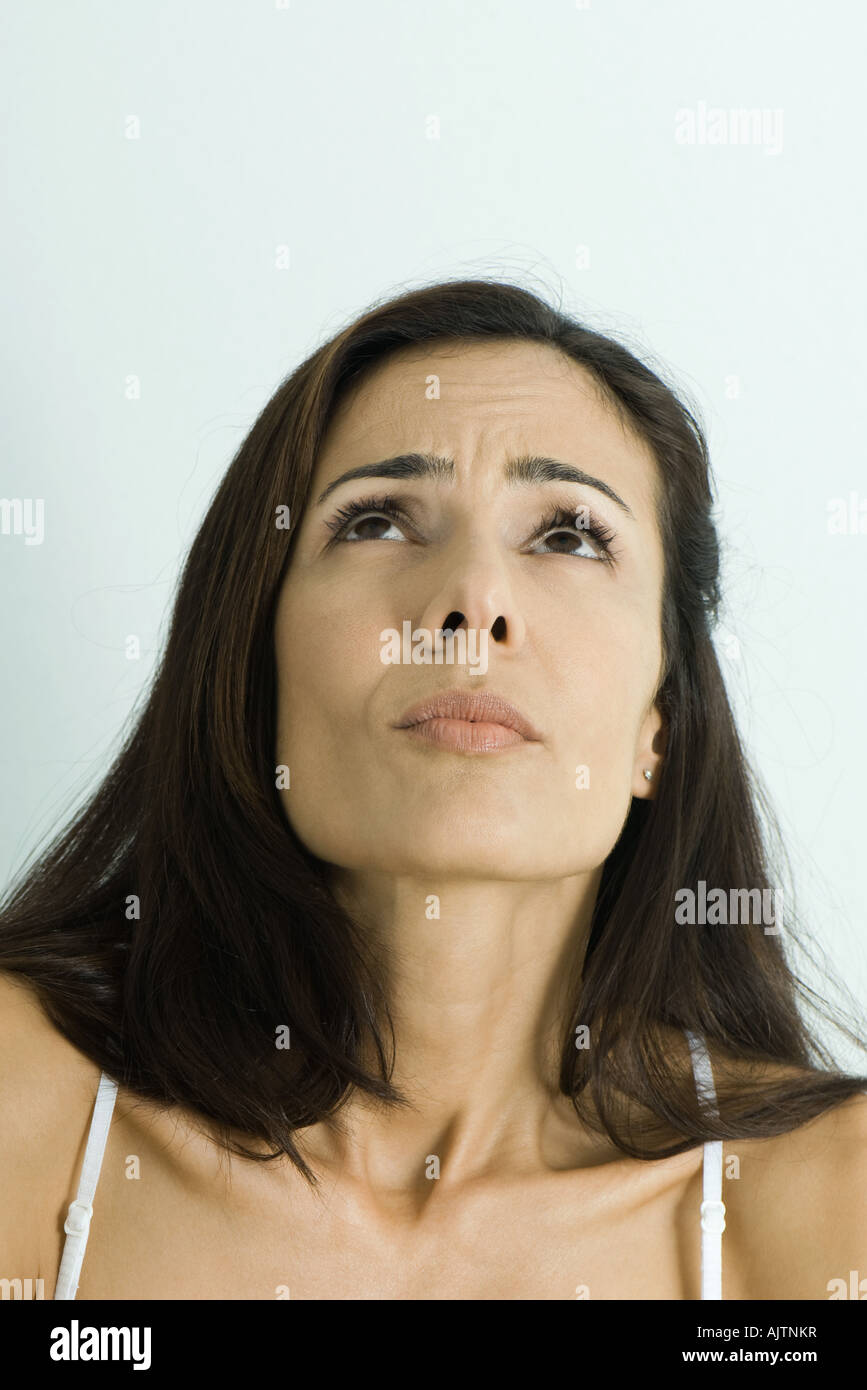 Cringing woman hi-res stock photography and images - Alamy
