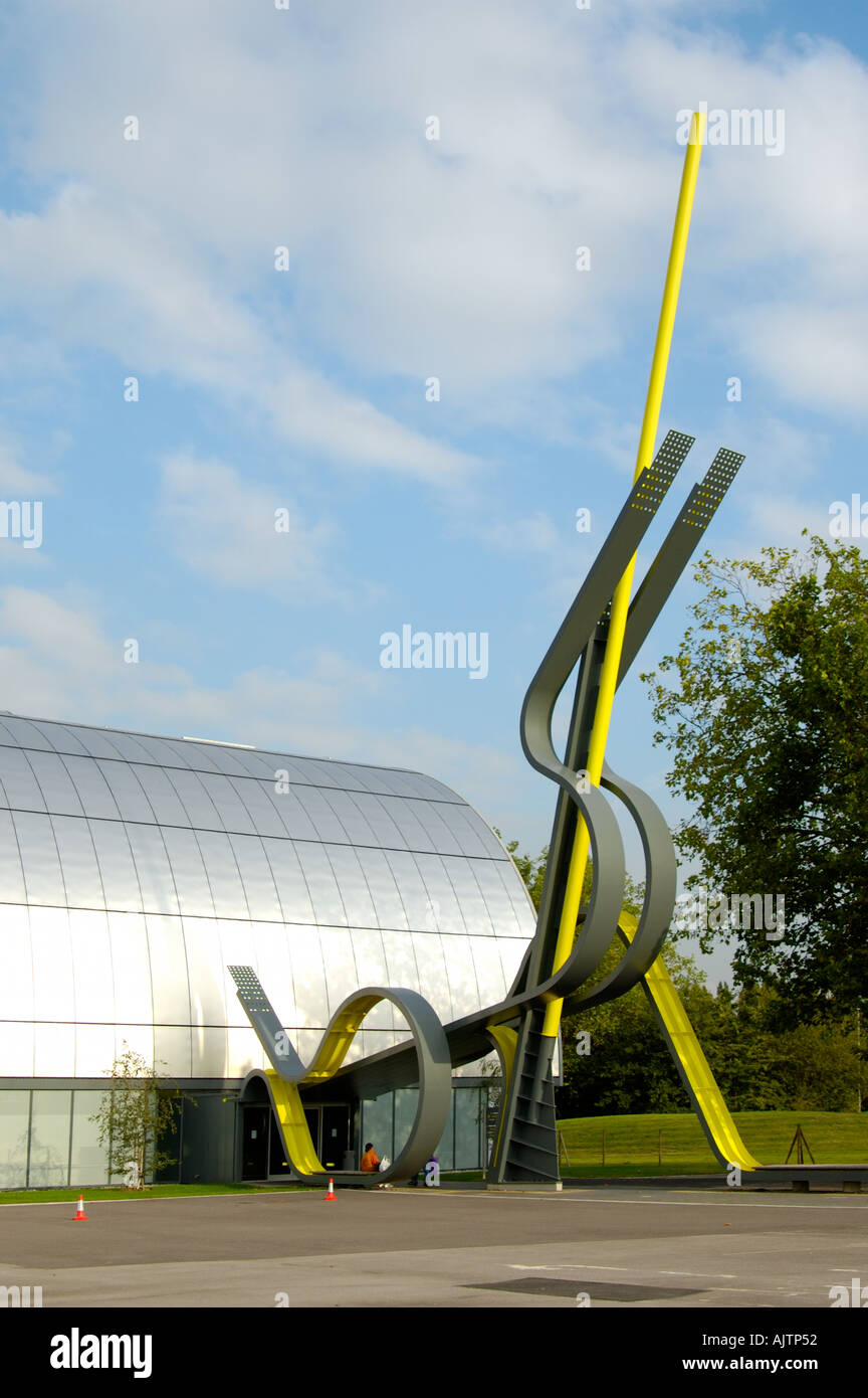 Modern Architectural Sculpture