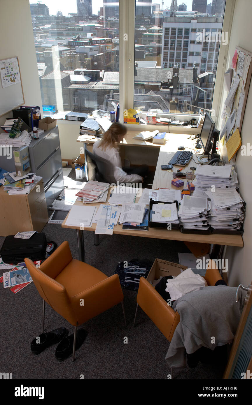 Overflowing desk hi-res stock photography and images - Alamy