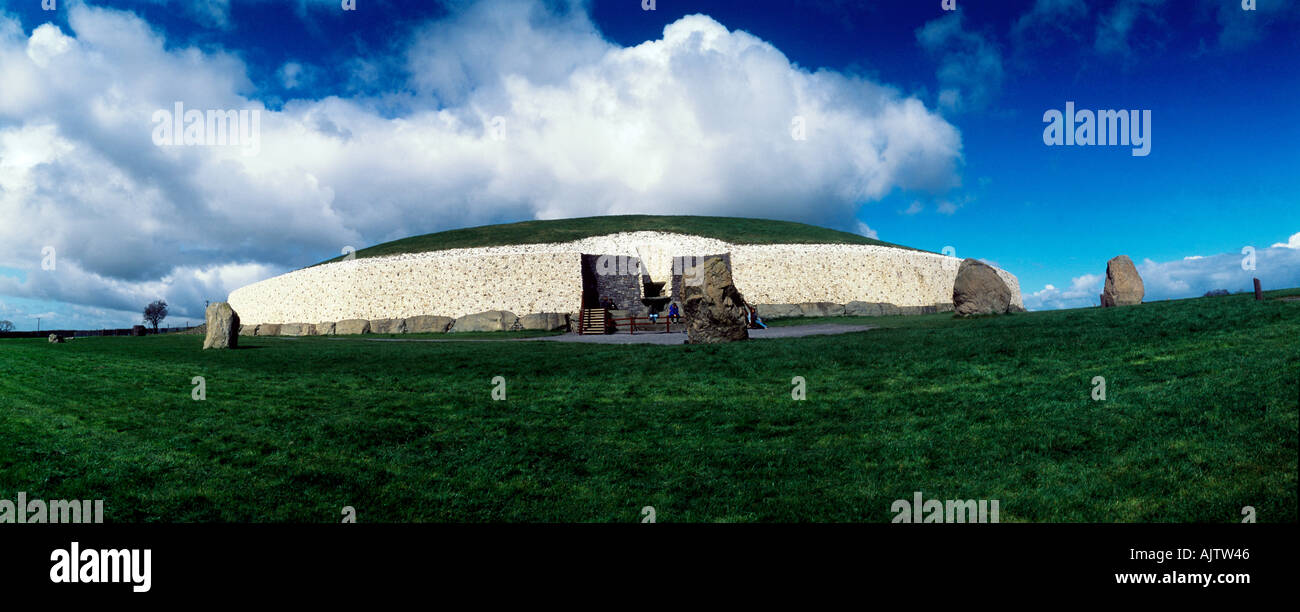 County Meath Ireland Newgrange Ancient Burial Mound Stock Photo - Alamy